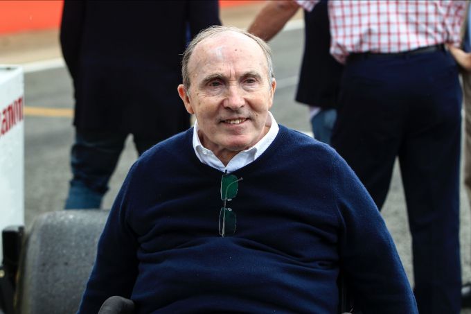 FOTO'S: Sir Frank Williams tribute op Silverstone @ The Classic ...