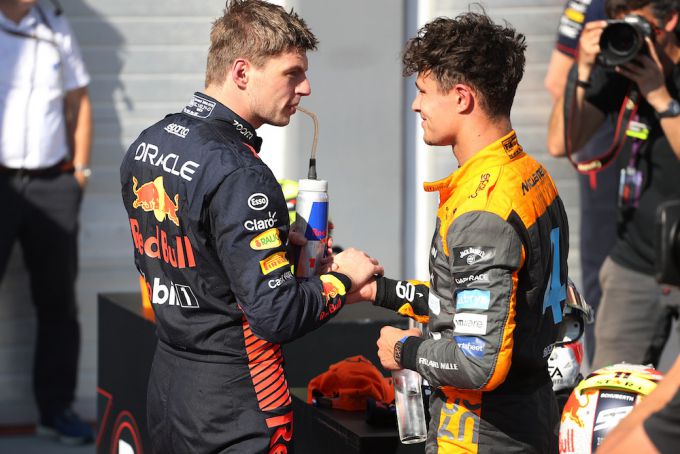 Max Verstappen prijst vriend Lando Norris: "Hij heeft het extreem goed gedaan" | RaceXpress