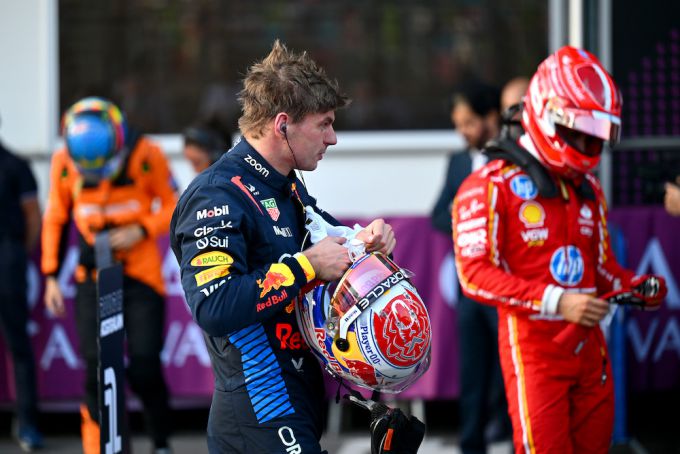 F1-steward spreekt zich uit over taakstraf Max Verstappen: "Dat liet zijn rebelse kant zien ...