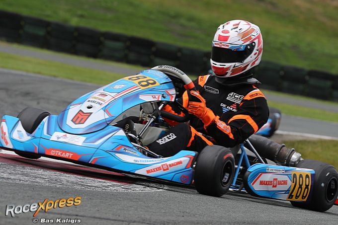 Quinn Janssen oppermachtig op 'reversed' Assen met snelste ronde in ...